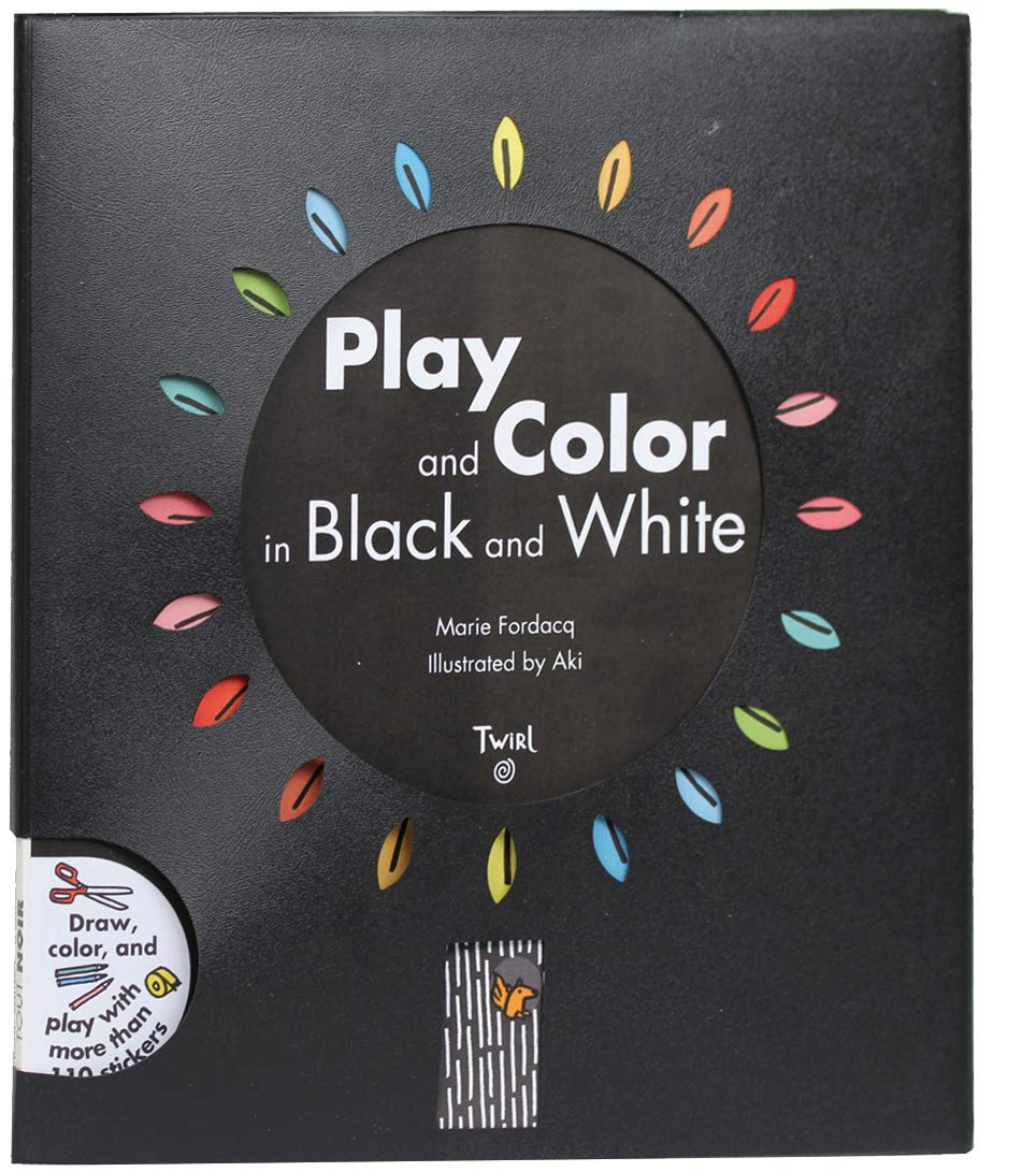 Play and Color in Black and White Activity Book – Philippa Roberts